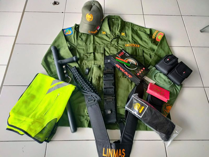 Perlengkapan Linmas Premium Full Set Lengkap dengan Sepatu PDL model ...