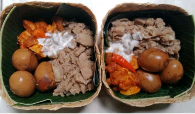 paket gudeg lauk tahu telur