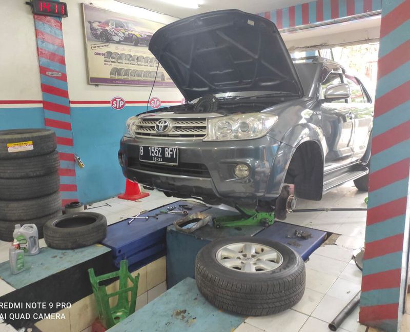 Paket Service Fortuner Ringan