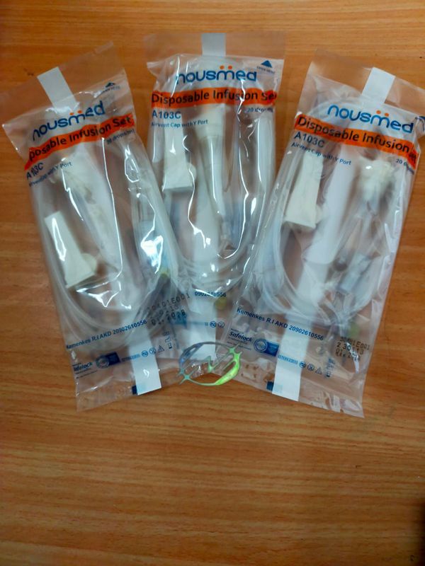 NOUSMED INFUSION SET AIRVENT TIPE Y LUER SLIP (A 103)