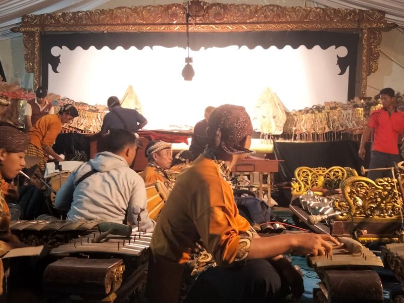 sewa gamelan slendro pelog pentas wayang