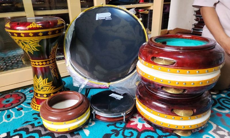 alat musik tradisional rebana M