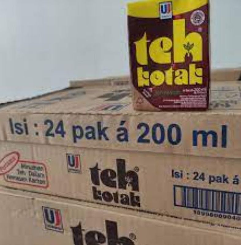Ultra Jaya - Teh Kotak 200 ml - Teh Kotak Mini (1 dus isi 24 pcs)