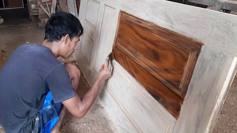 Jasa Tukang Plitur Kayu