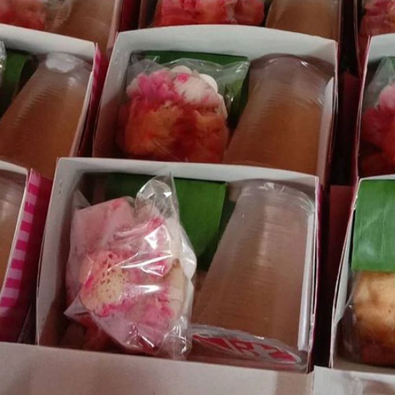 Paket snack + air mineral