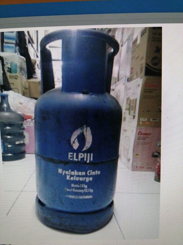 Gas Elpiji 12 kg (isi ulang)