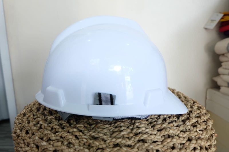 Topi Pelindung - Putih