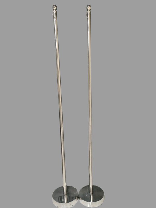 Tiang bendera stainless untuk indoor denga penyangga uk tinggi 2m