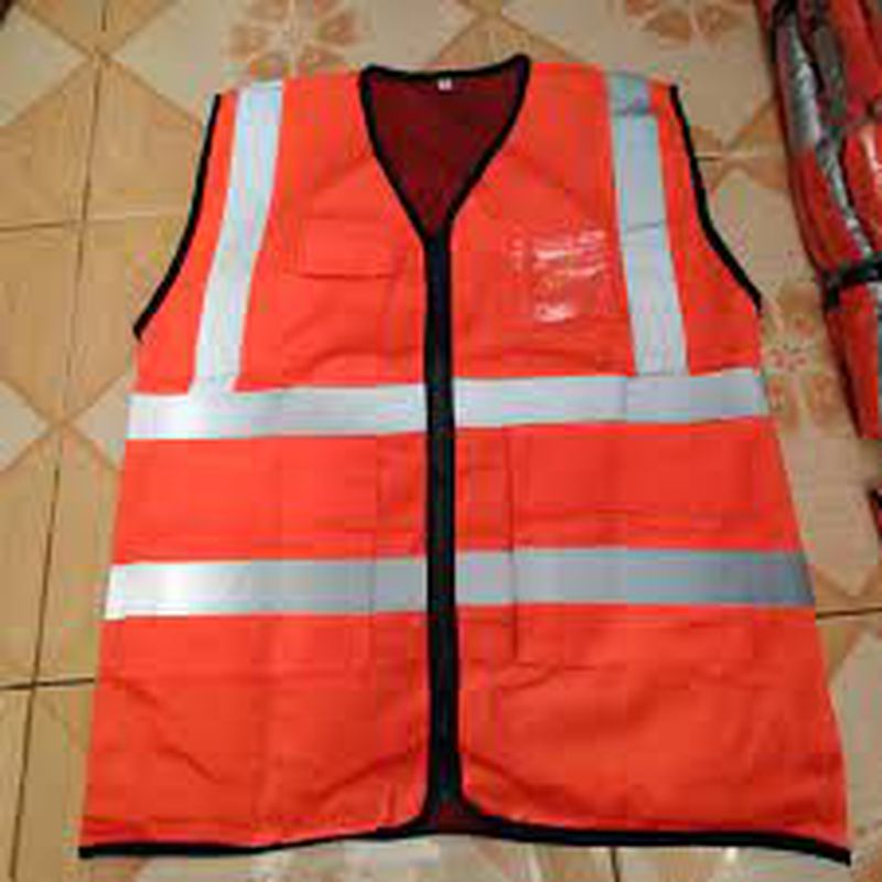 Rompi Proyek Lapangan