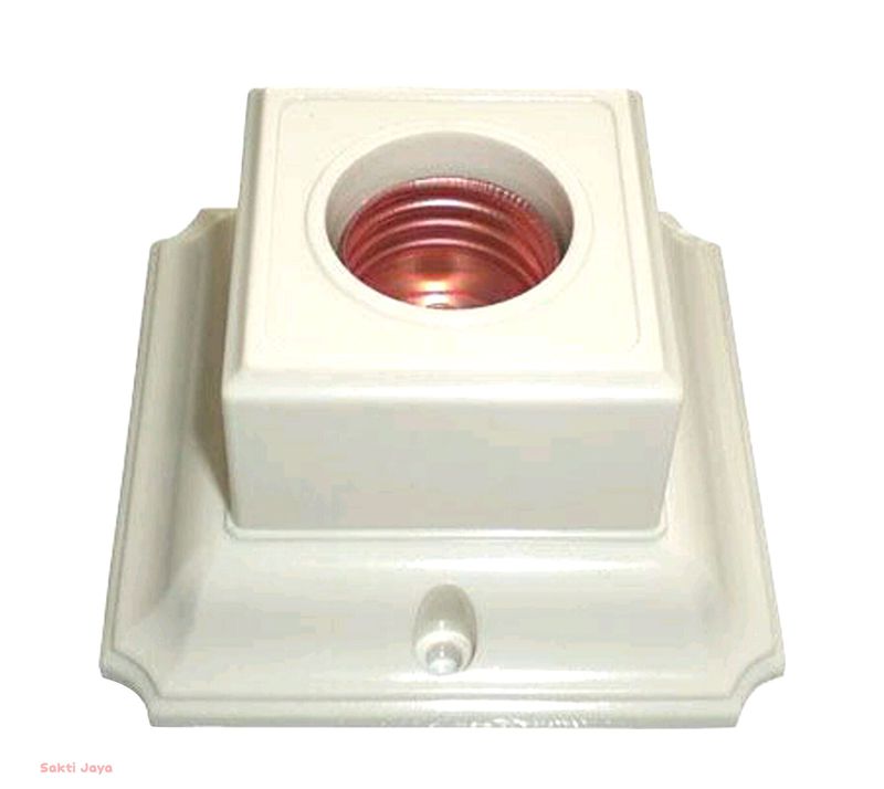 Fitting lampu