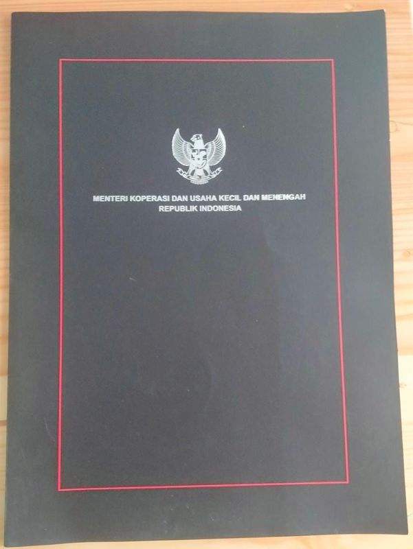 Map Menteri Warna Hitam Polos