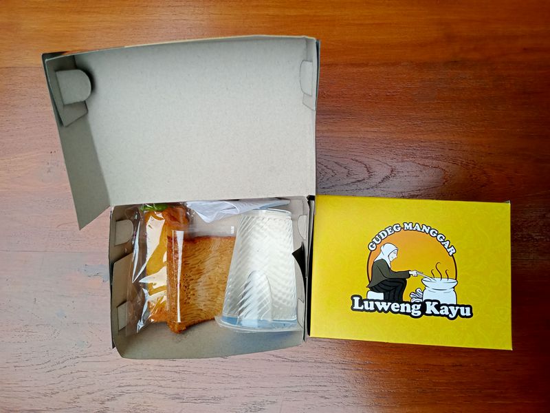 Snack Luweng Kayu 2