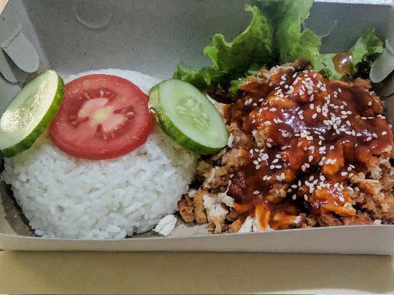 Nasi Ayam Barbeque dan minum