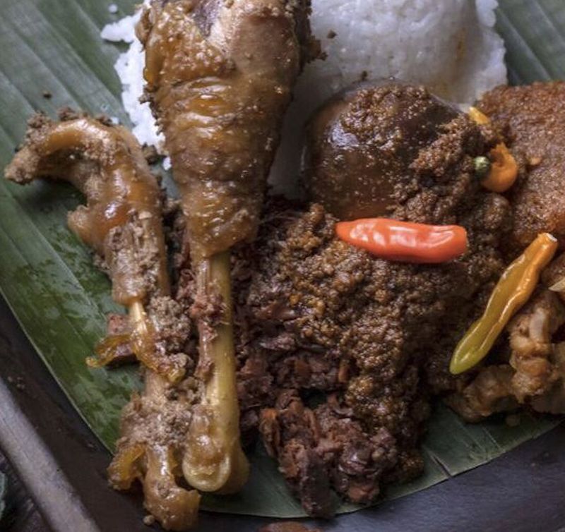 Gudeg Paha Bawah + Telur