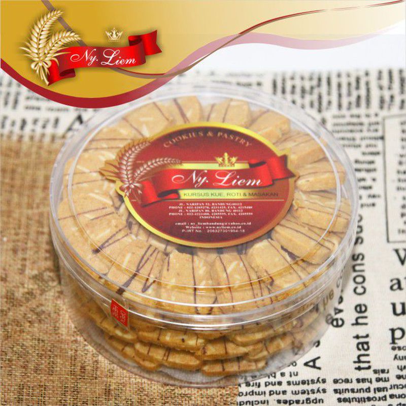 Kue Almond Cheese Ny.Liem