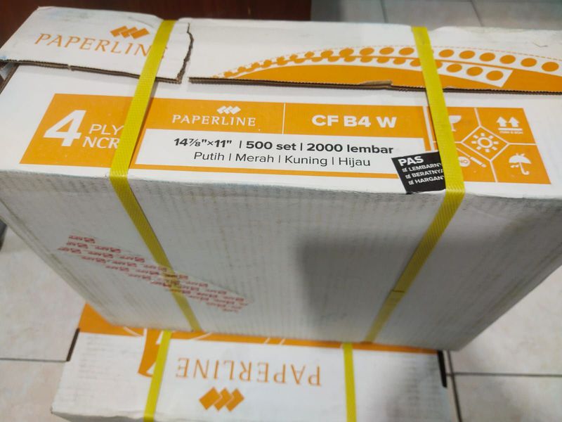 Continuous Form B4 4 Ply Ncr 14 7 8 X 11 Inch Paperline