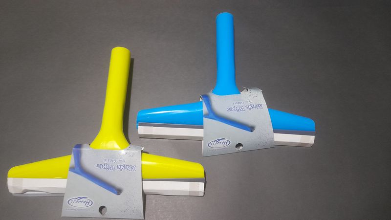 Magic Wiper pemberaih kaca