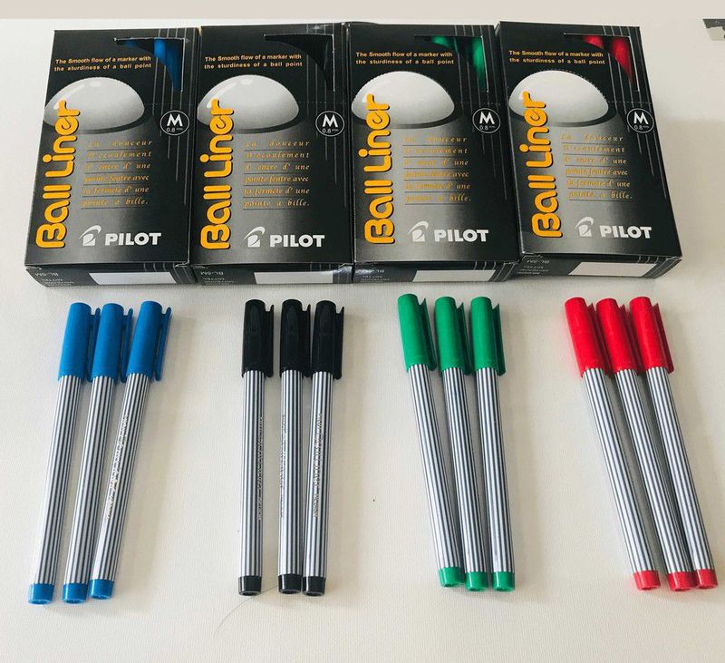 Ballpoint / Balliner Hitam