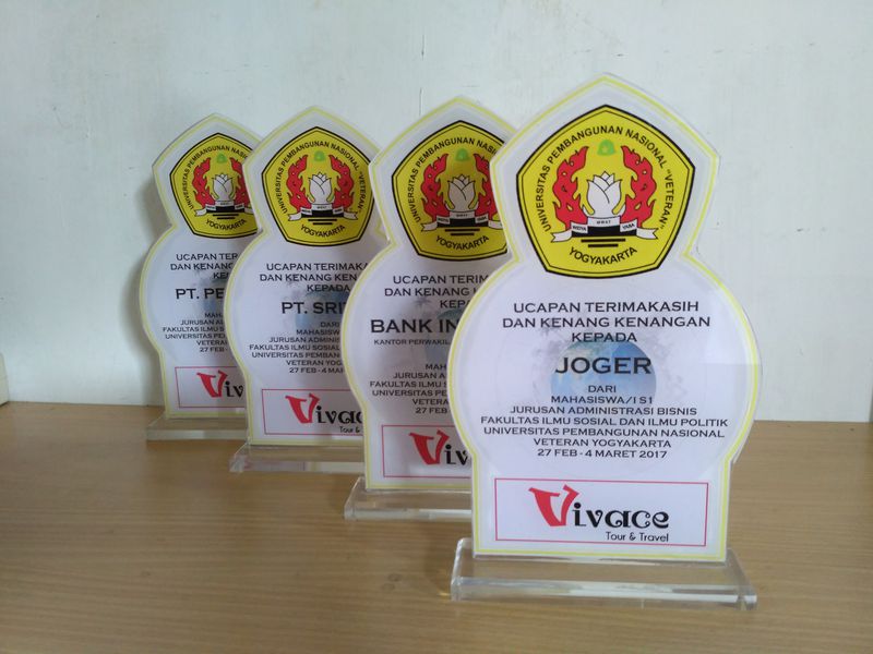 PLAKAT AKRILIK CUSTOM