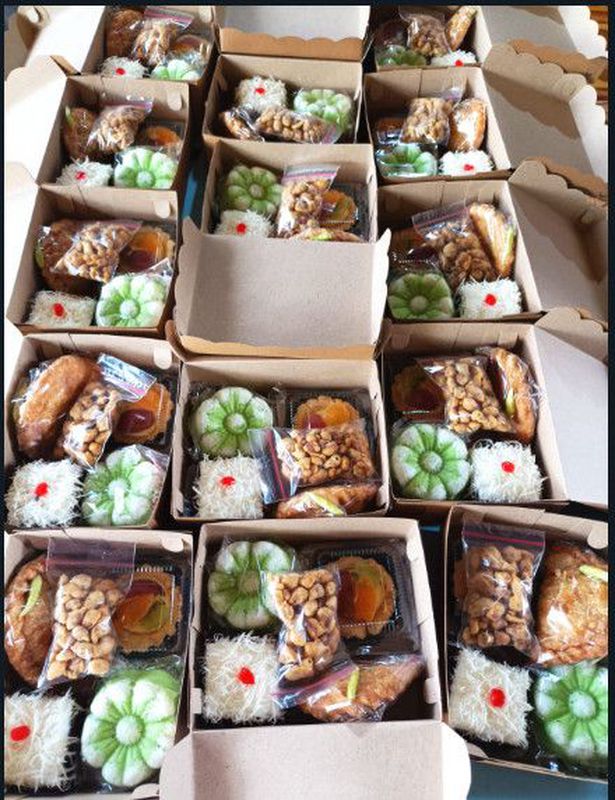 kue kotak C