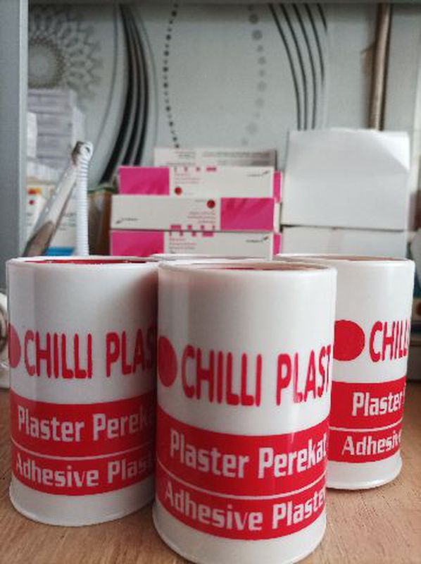 CHILLI PLAST PLASTER PEREKAT
