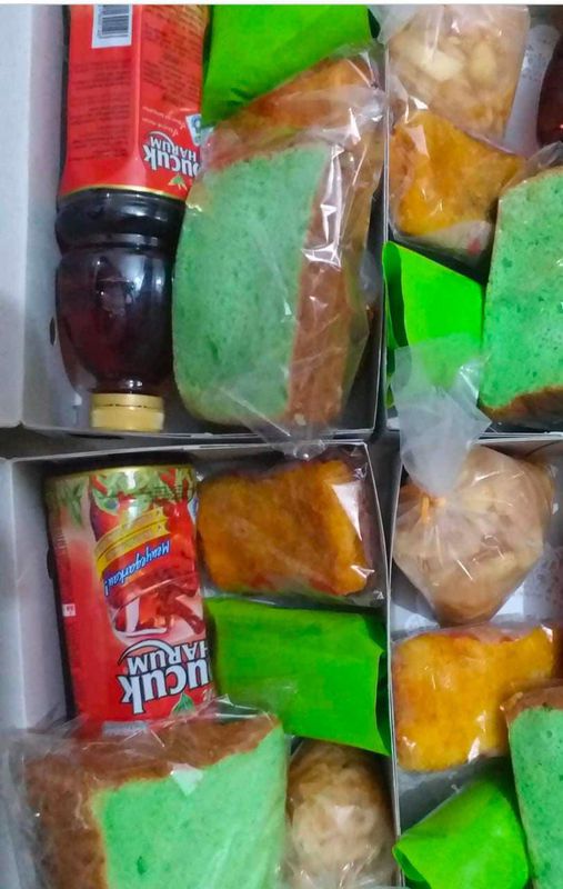 kue paket ramadhan antika