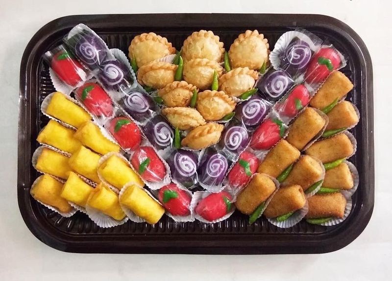 Jajan Nampan Isi 25 Pcs