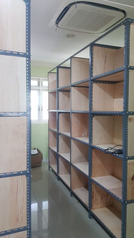 Lemari Rak Besi Siku Susun Serbaguna (5 Susun Uk. 2,5mx3m) Model Loker