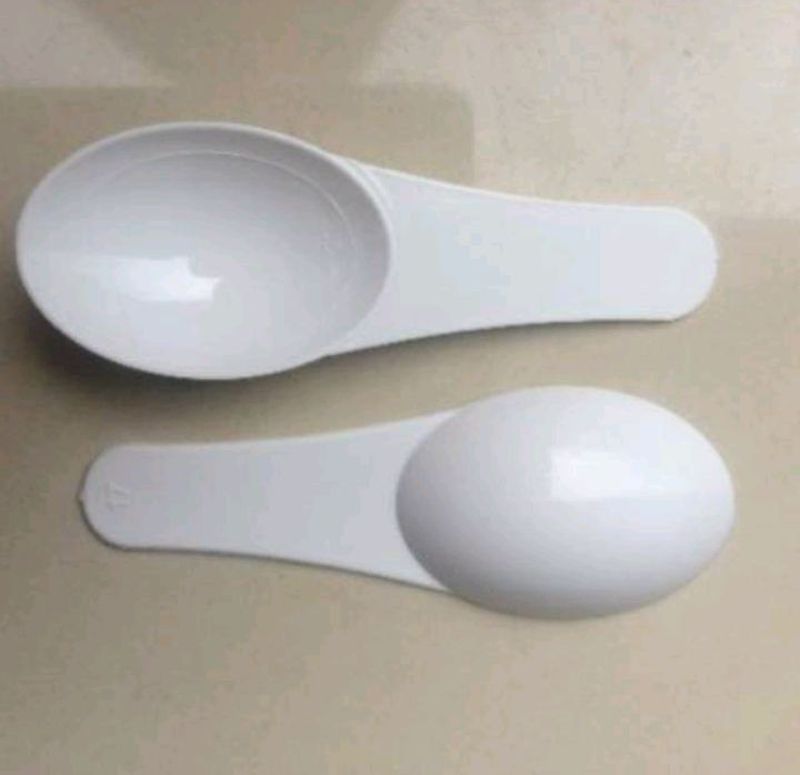 Sendok Obat Plastik 5 mL