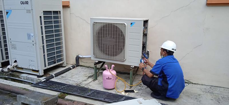 Isi/ Penambahan Freon AC Split