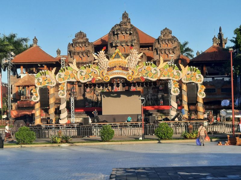 dekorasi anyaman ragging