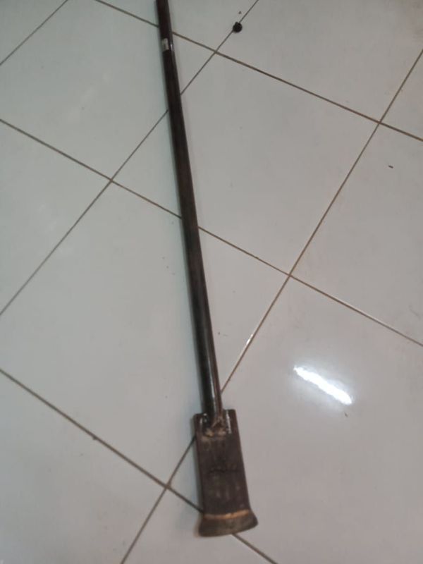 Linggis Lebar (Lempak) Besi tempa bergagang