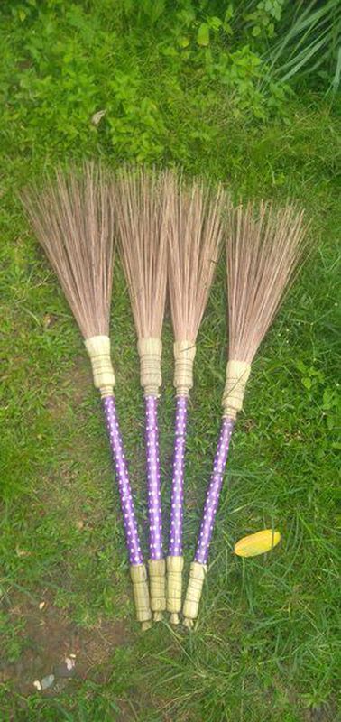 Sapu Lidi Bertangkai