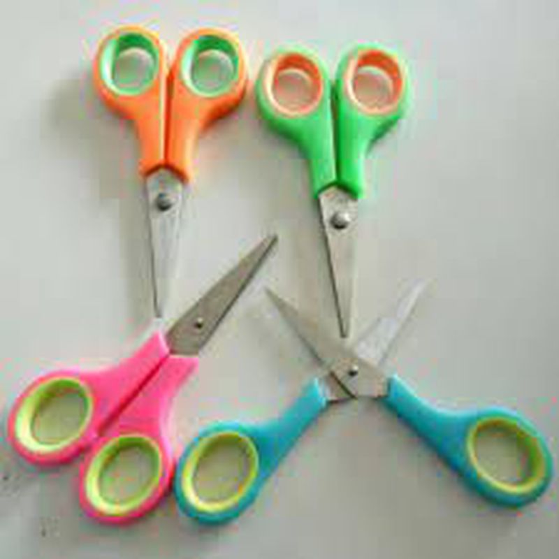 GUNTING KERTAS KECIL