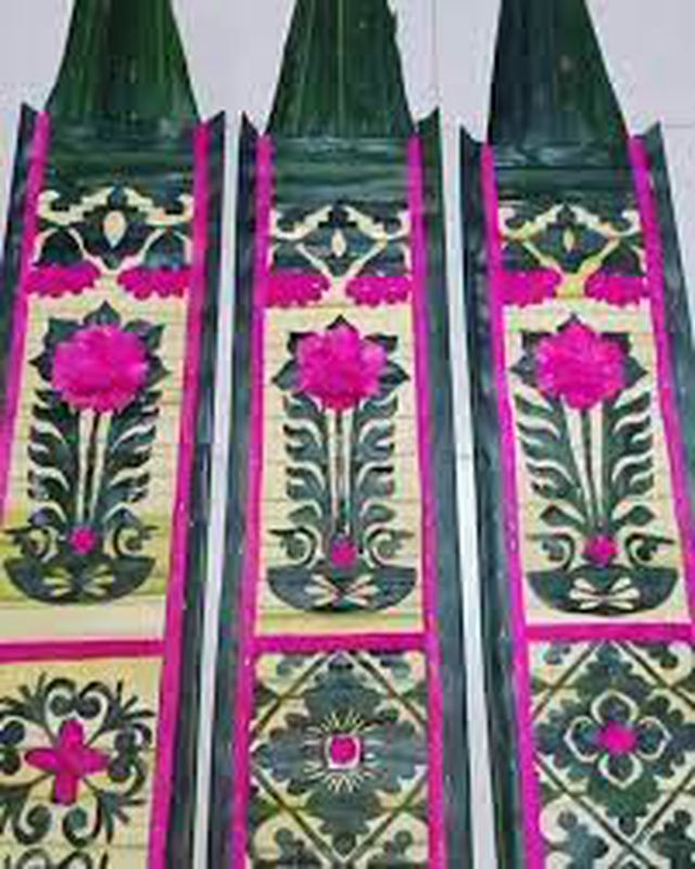 Lamak Padmasana/Surya