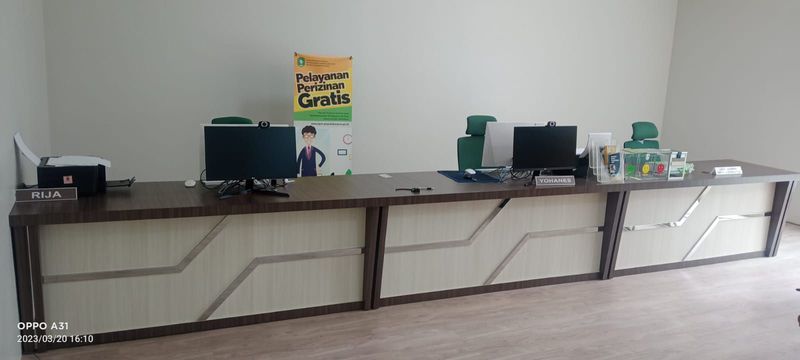 Meja Multiplek phinising Hpl dan Tacoset