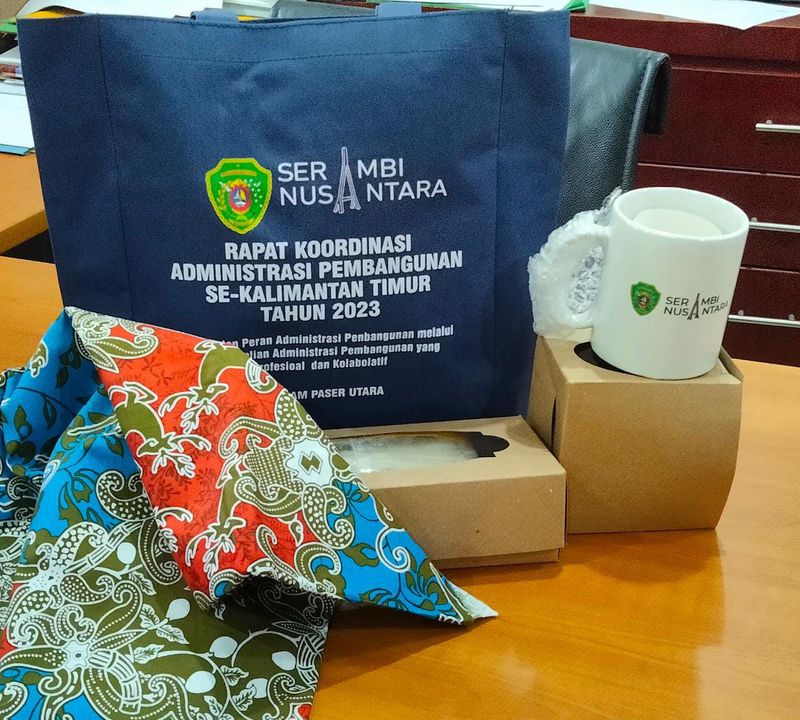 PAKET SOVENIR / CINDERA MATA