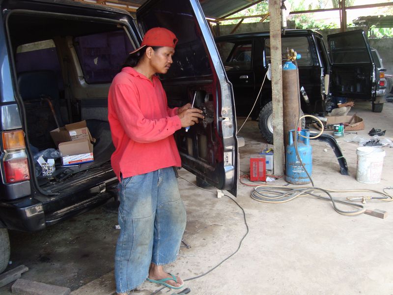 LAS KETOK PINTU TENGAH