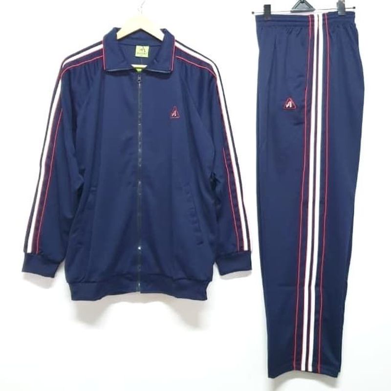 Setelan Training Pack