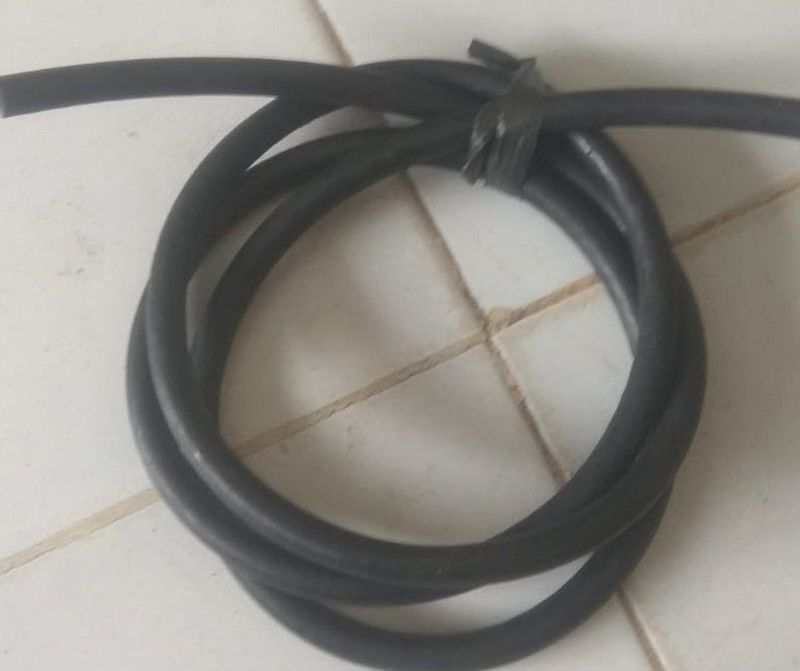 Selang lb hitam benang