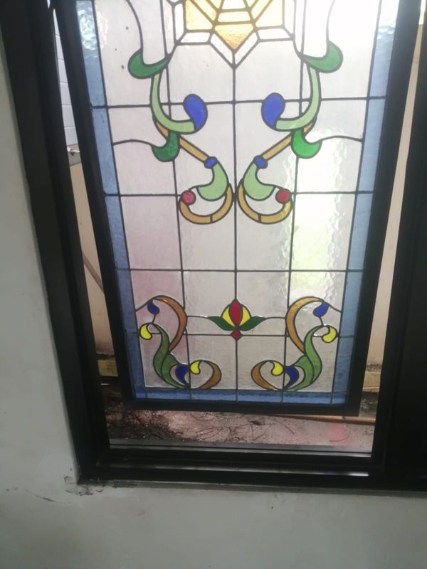 PENGADAAN /PERBAIKAN PINTU DAN JENDELA - Knci Pintu Kaca