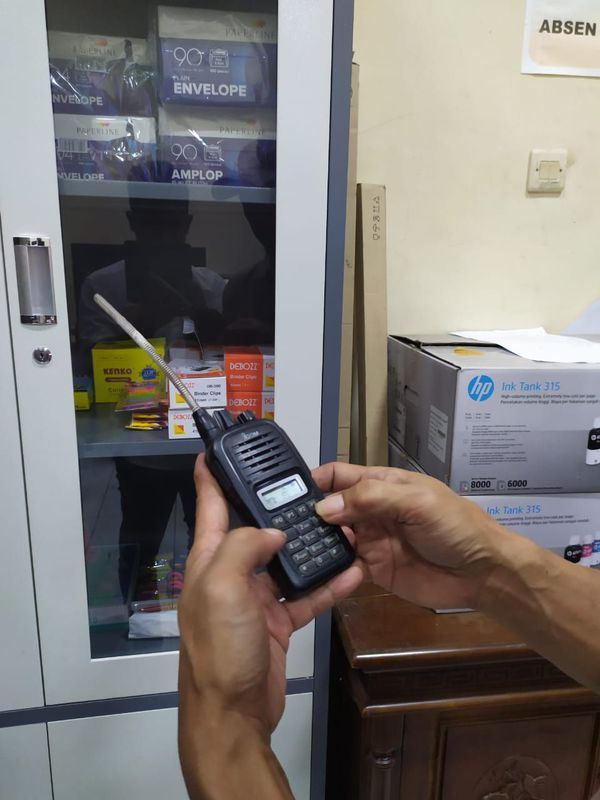 Jasa Pemeliharaan Perangkat Radio