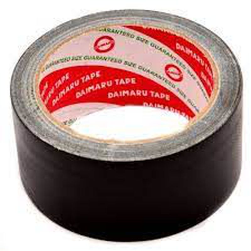 Lakban hitam Daimaru