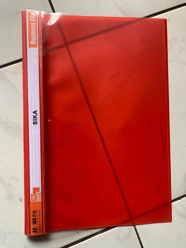 map plastik F4/ Folio Merah