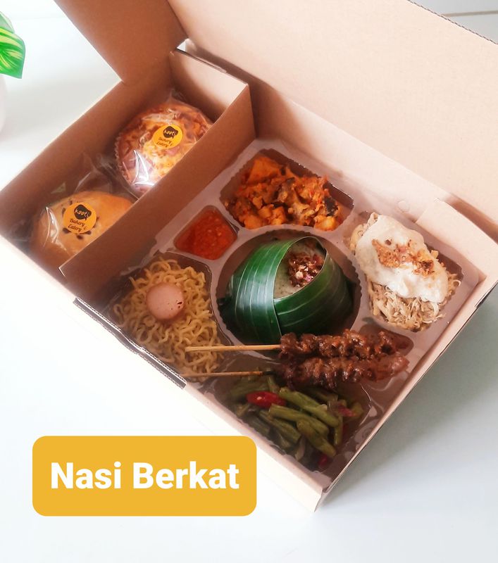 Paket Komplit Nasi & Snack 68.000