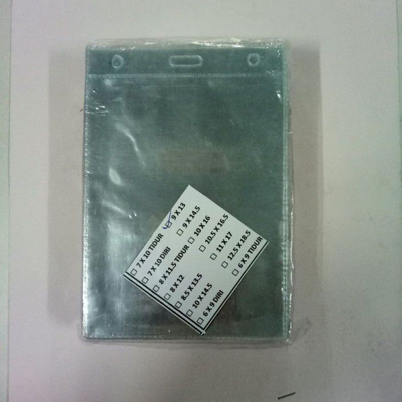 Plastik Mika Name Tag ID Card / Cover Plastik
