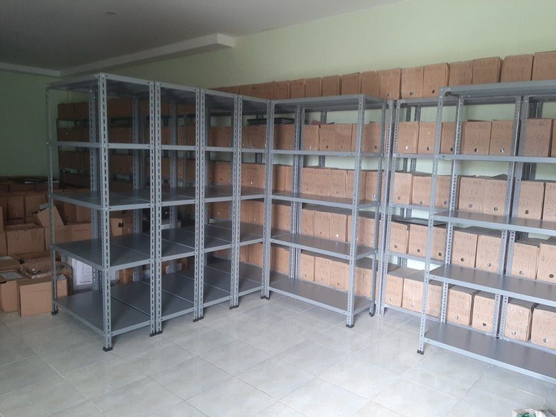 Rak Arsip / Rak besi siku