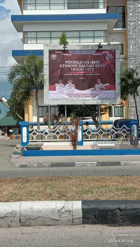 Spanduk uk. 3 x 1,5 m