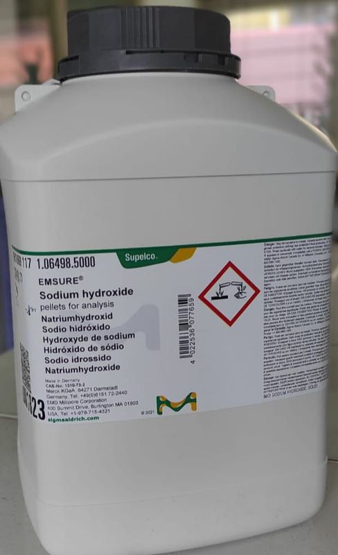 Sodium Hydroxide for Analysis Cat.No.1.06498.5000