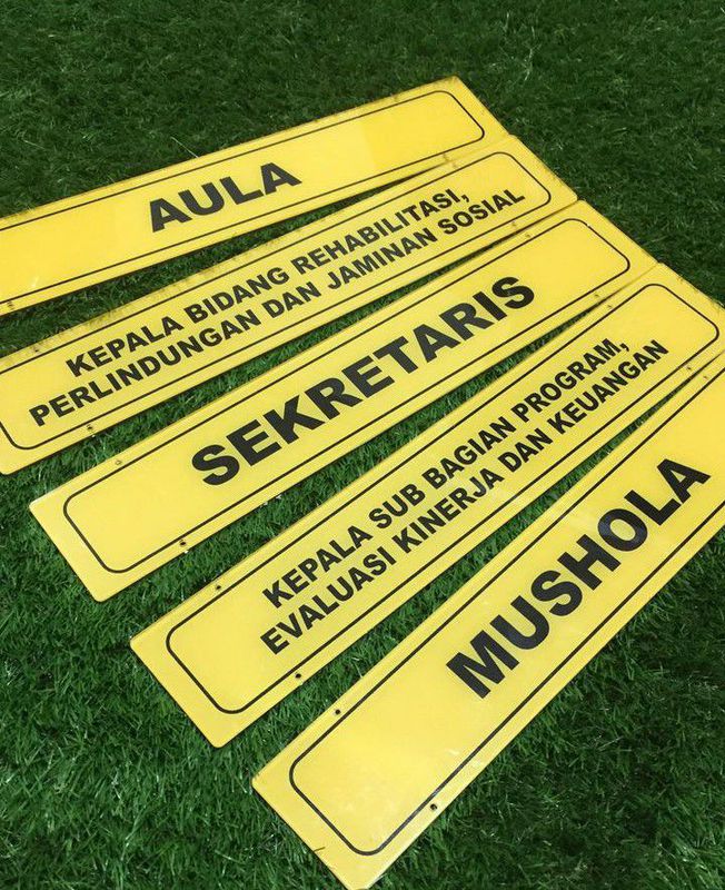 Plank Nama Ruangan Uk. 30x10 cm